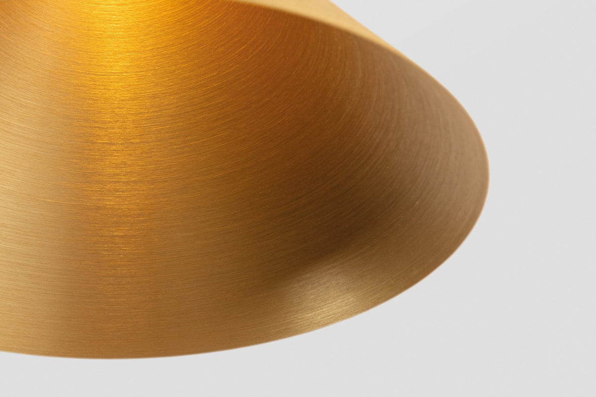 EXTRUDED | PENDANT LIGHT – TONG GING LIGHTING ATELIERS S/B (988651-V)
